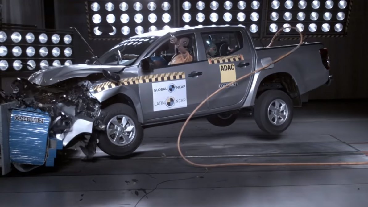 Нас надули, расходимся! Mitsubishi L200 провалил краш-тест на безопасность